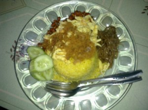 Bandung Day #5: Manis – Eric Gunawan in Blue